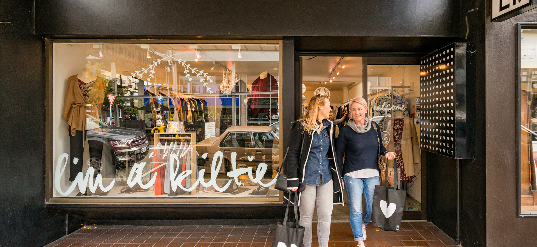 Shopping local this Christmas | Manawatū & Palmerston North