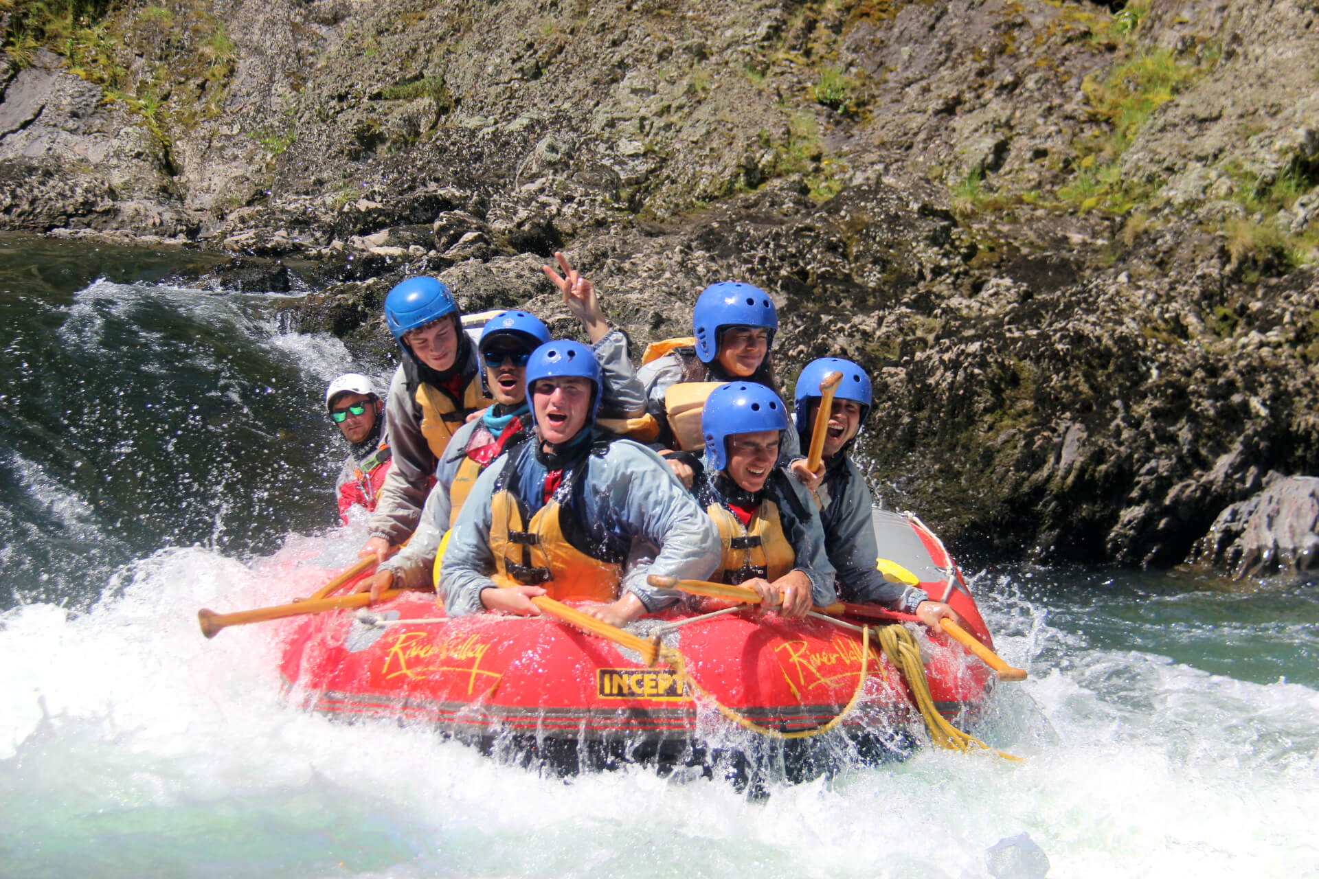 Grade 5 White Water Rafting on the Rangitikei River with River Valley ...